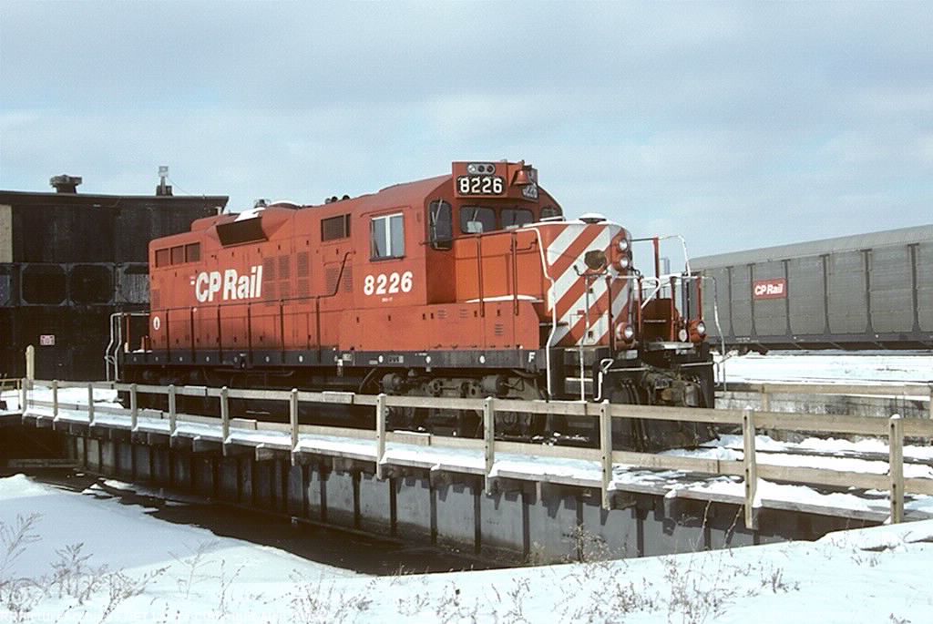 CP GP9u 8226